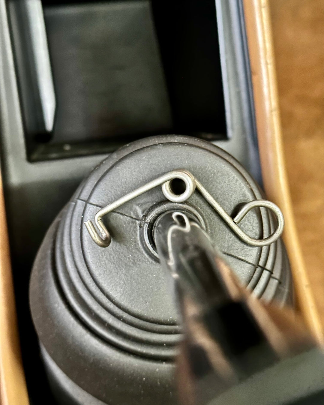 915 Shifter Spring – Stella's Auto Garage